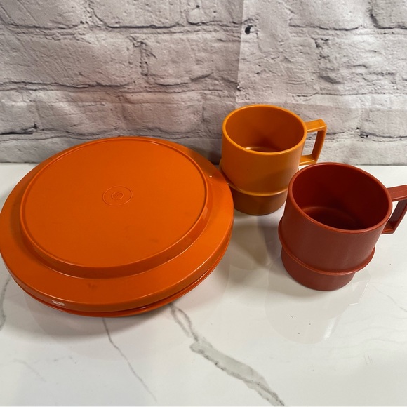 Tupperware | Kitchen | Vintage Tupperware Set Of 3 Harvest Color Bowl ...